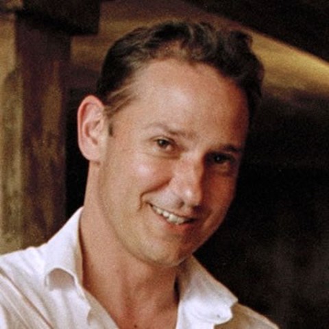 Anthony Hamilton Russell | wine.co.za