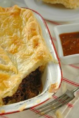 Traditional South African Venison Pie with Red Wine and Rooibos Tea ...
