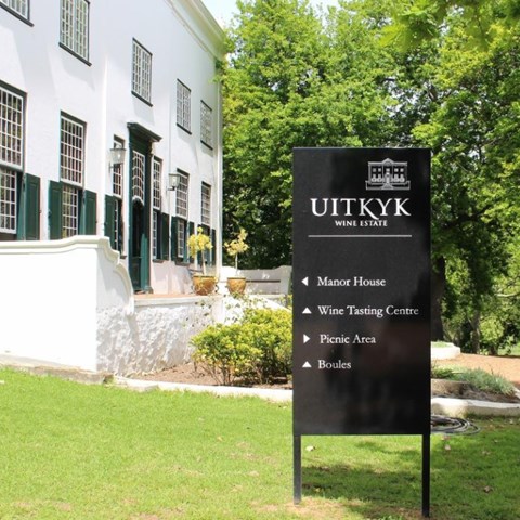 Uitkyk Domain acquires iconic Uitkyk Wine Estate | wine.co.za