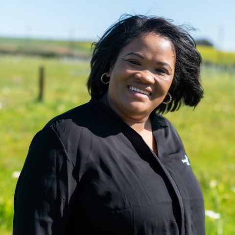 #VinoPeople: Christine Fortuin, tasting room manager at Darling Cellars ...