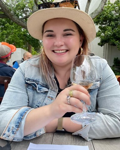 #VinoPeople: Shandré van der Merwe, Wine Writer of the Year 2022 | wine ...