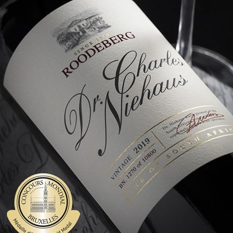 Roodeberg's top-tier signature red wins international Gold | wine.co.za