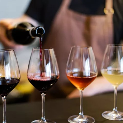 How to write wine tasting notes like a pro | wine.co.za