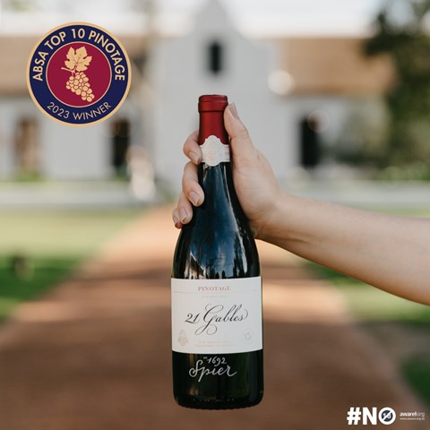 Spier’s 21 Gables Pinotage 2018 wins top honours at Absa Top 10 ...